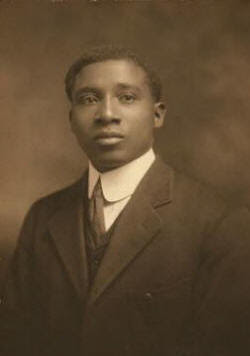 AfriClassical: Pianist Robert Statham Plays R. Nathaniel Dett ...