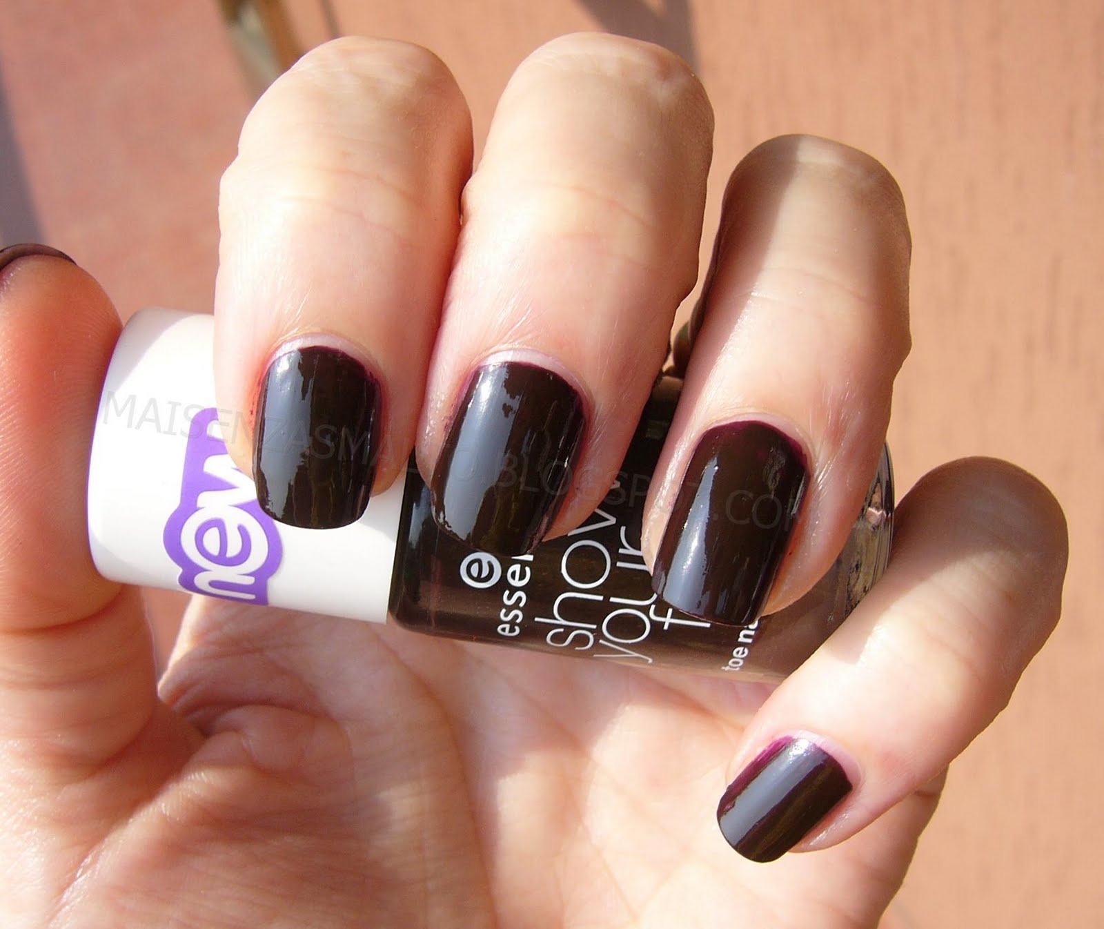 Mai senza smalto!: agosto 2010