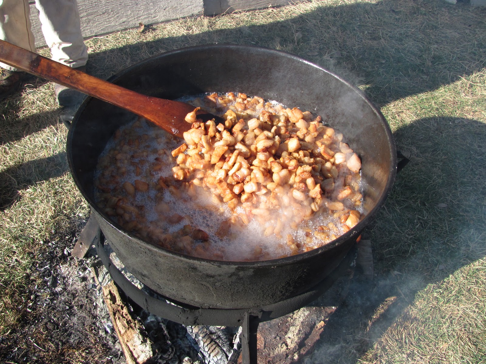Tuesday Tutorial~Making Lard the Old Fashioned Way