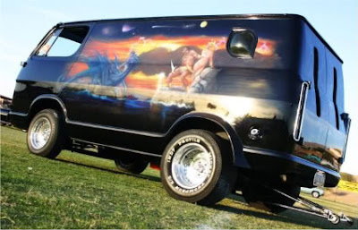 Cyclopeatron: More Fantasy Van Murals