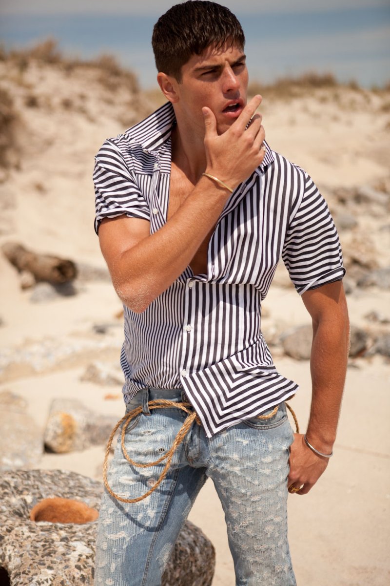 MODELOS: EVANDRO SOLDATI IN GQ MEXICO SEPTEMBER 2010