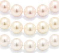 TOT CE VRETI SA STITI DESPRE PERLE: PERLE AKOYA