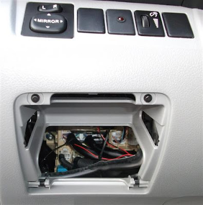 Going's on of Otto's Pastimes: DIY Simple Car Alarm Flashing LED