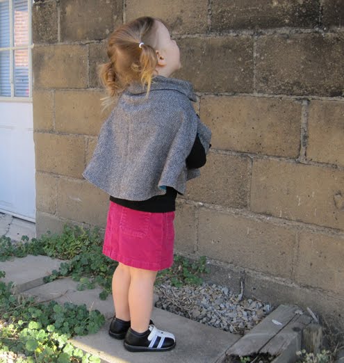 Project: Project: Upcycled Capelet Tutorial . Part II