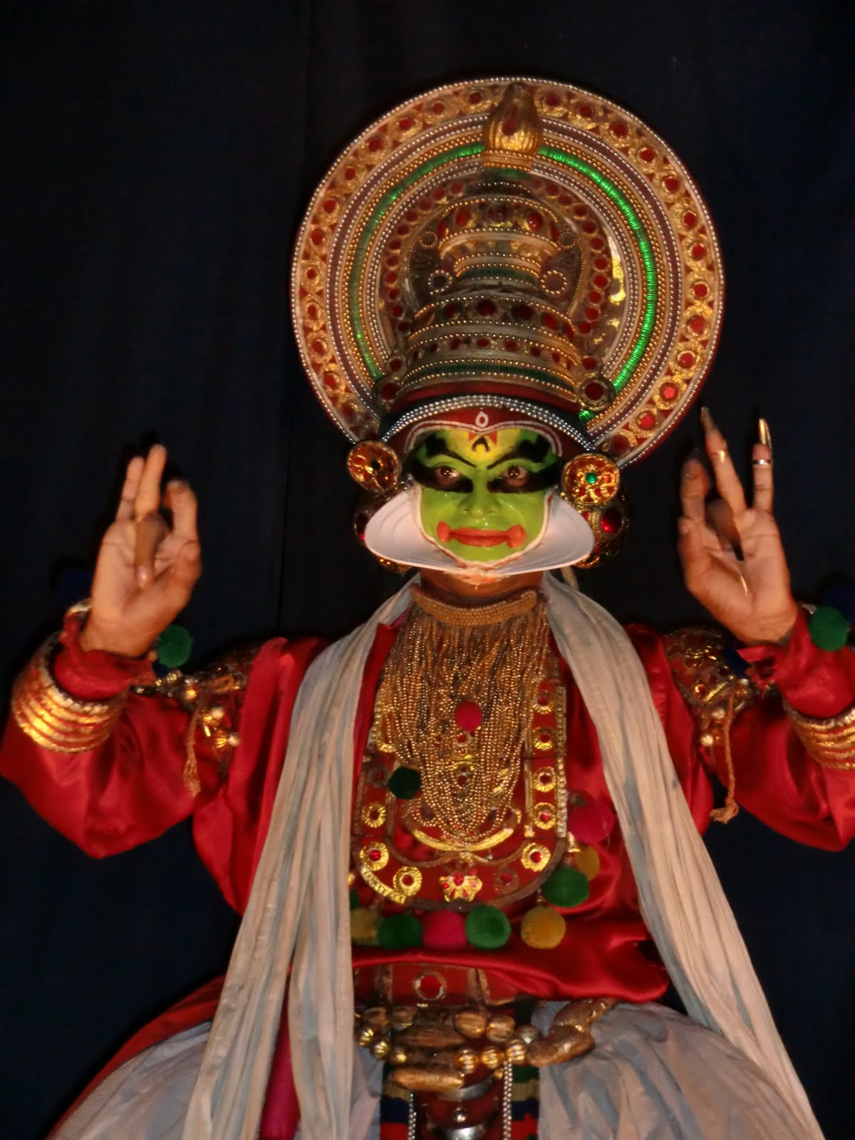 Aireytales: Kochi and the Kathakali dance