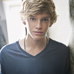 We♥Music!: ¿Quién es Cody Simpson?