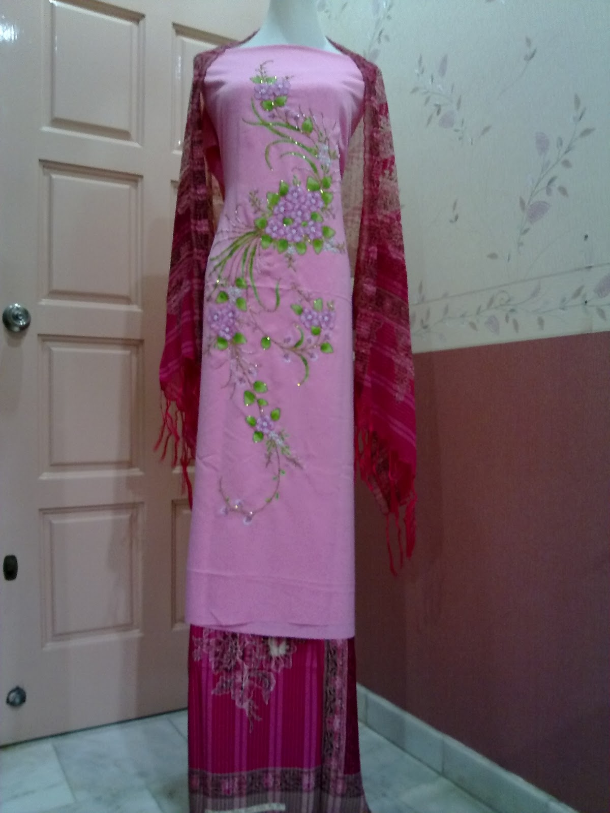 BUTIK IZIS: NEW ARRIVAL FOR NOV 2010 STOCKS