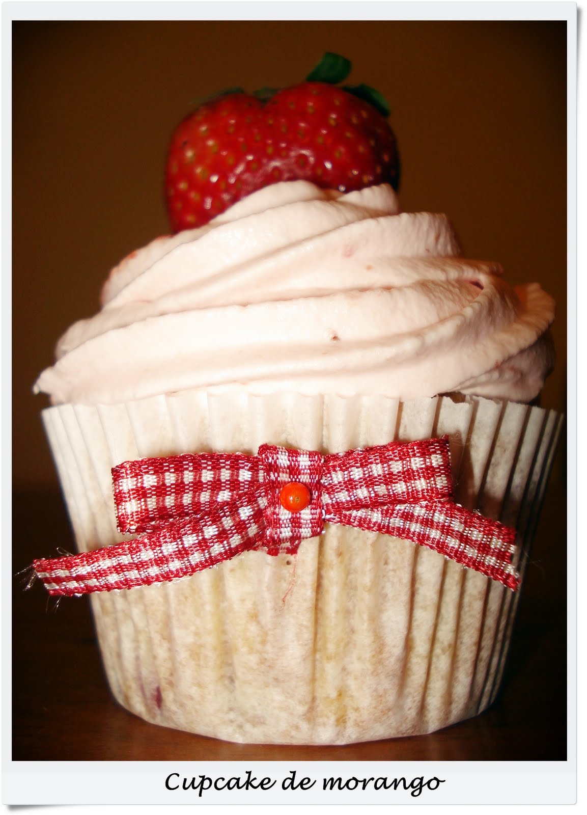 Fofurices: Cupcake de morango! Receita total-flex!!!