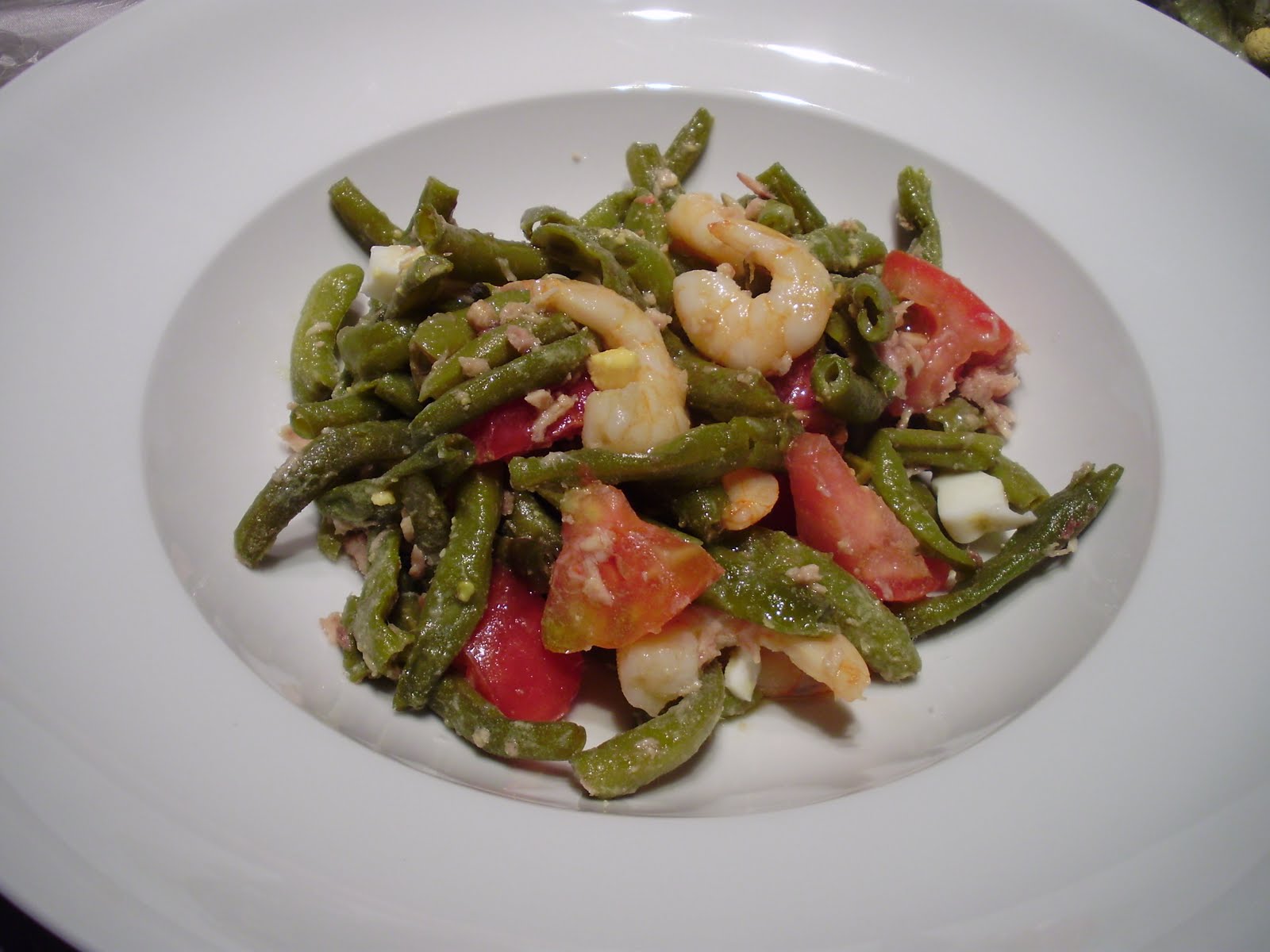 PLAERS DE BOCA: AMANIDA DE MONGETA TENDRA AMB OU, TONYINA, TOMATA I ...