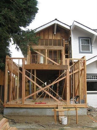 The Rich Poor House: Framing started