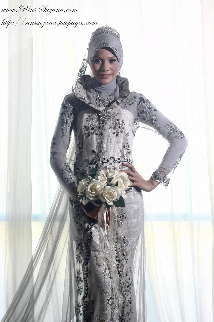 Isi haty Erysaa hanya berada d'blooger: caring is marry