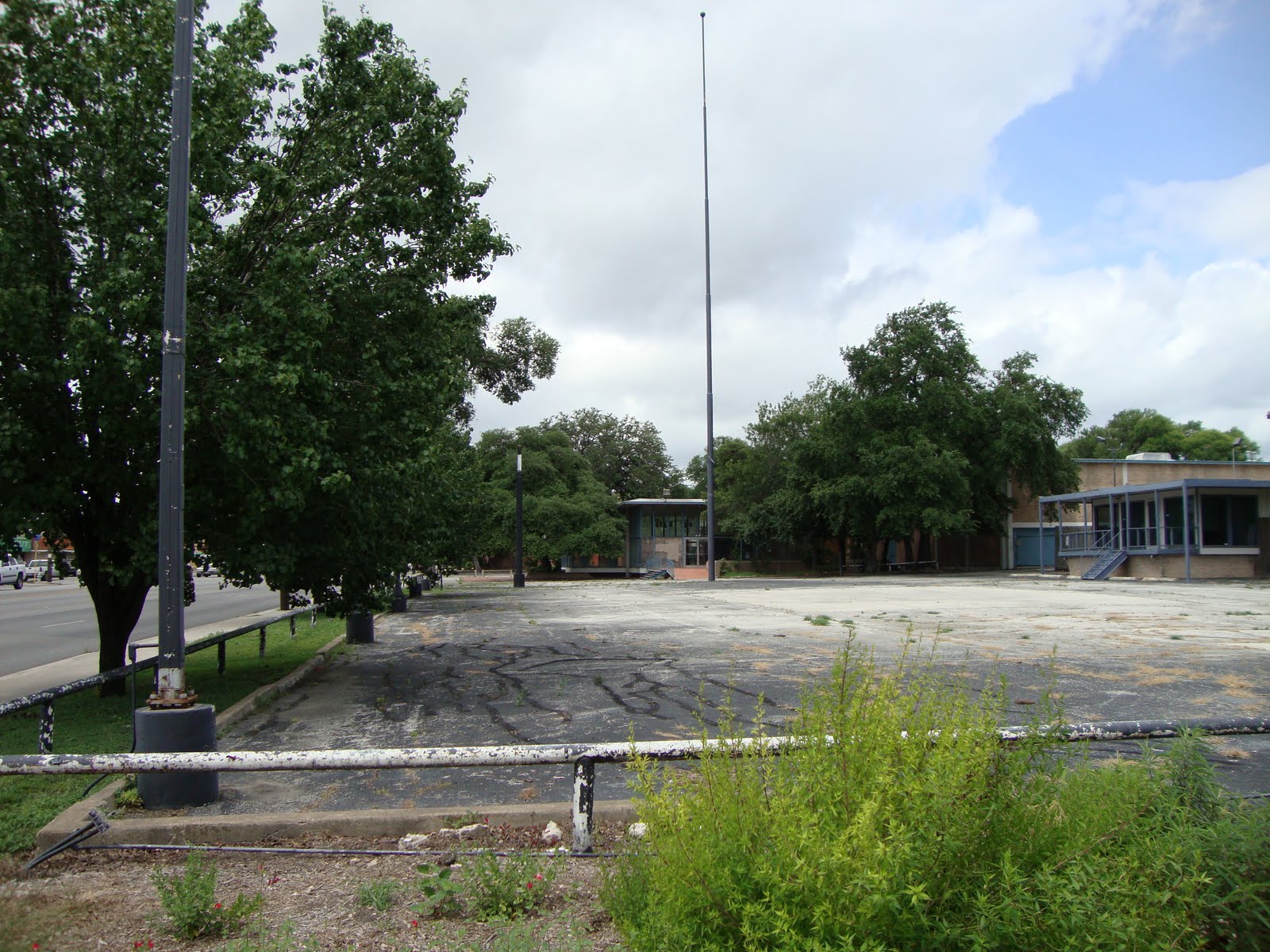 Geography of Empty Spaces