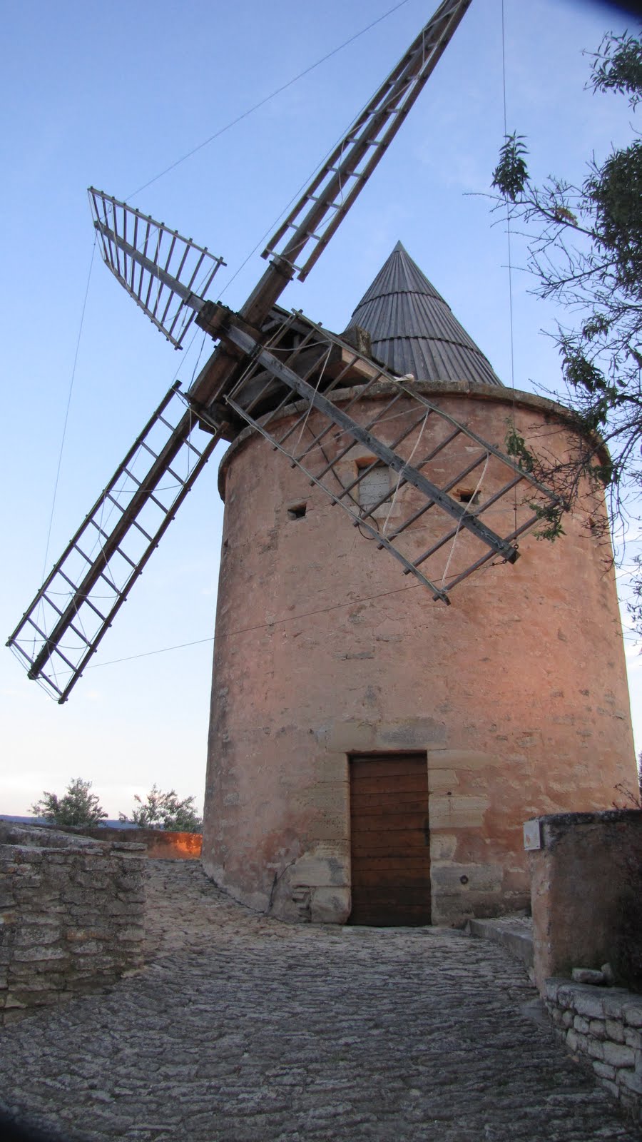 World Tour with Zachary: GOULT - PROVENCE