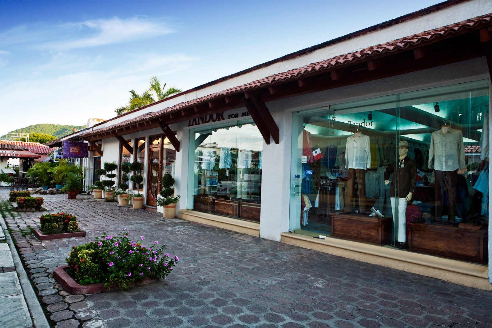 Ixtapa Zihuatanejo: Paseo por las calles de Ixtapa Zihuatanejo