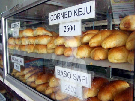 all about indonesia: Culinary : Delicious of Sidodadi Bread, Bandung ...