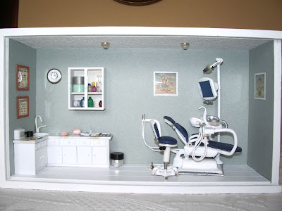 Fluffy Bricks: At the Dentists