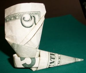 Craft for you: Folding Money into Shapes