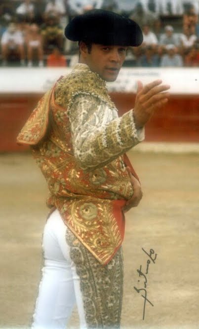 Toreros Mexicanos: VICTOR PASTOR (III)