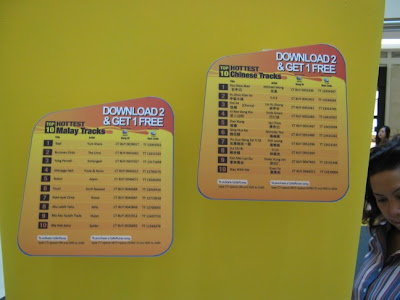 DiGi makes KLCC yellow