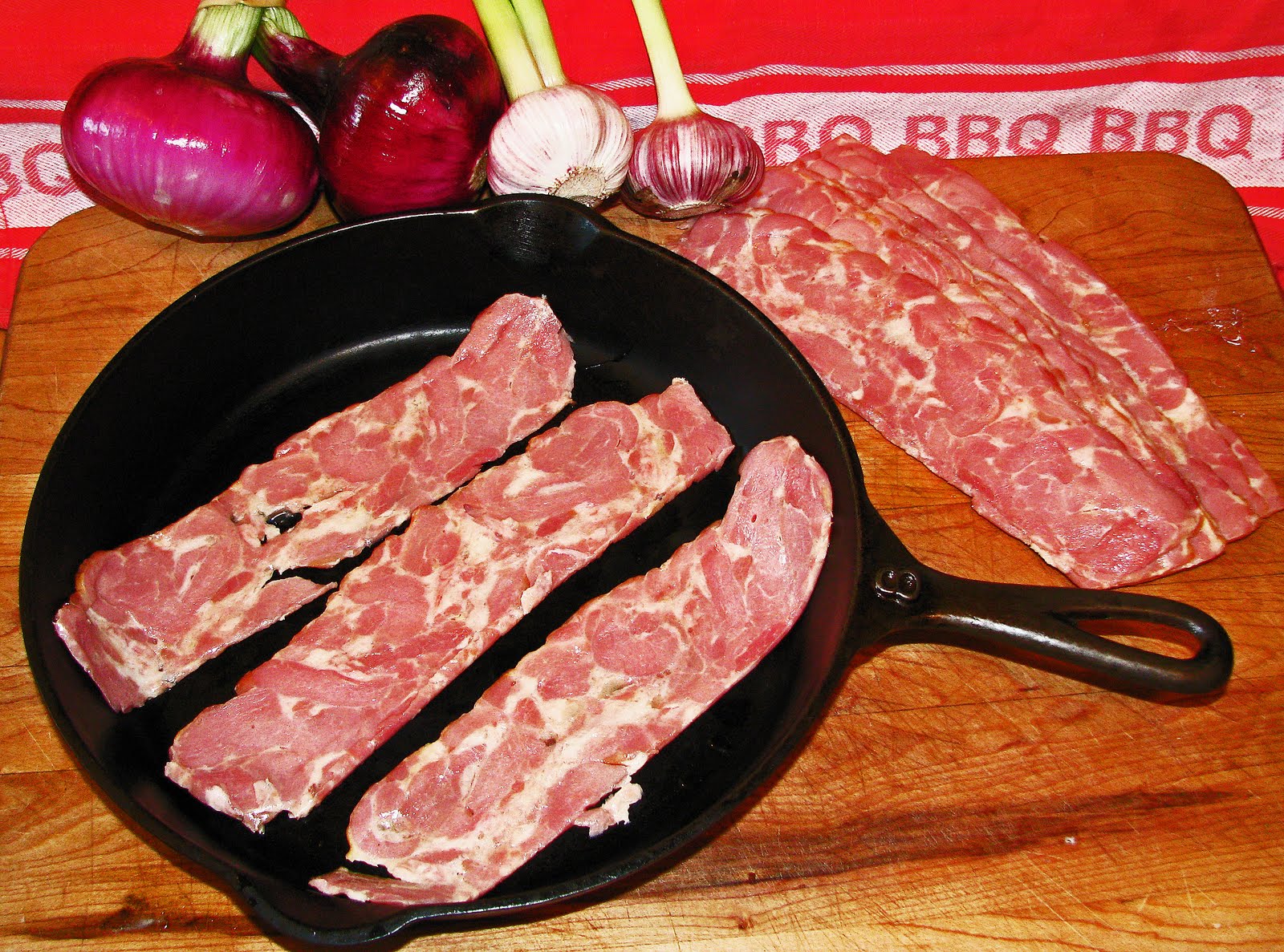 MAD MEAT GENIUS: BACON REVUE TURKEY BACON (WILLIE BIRD)