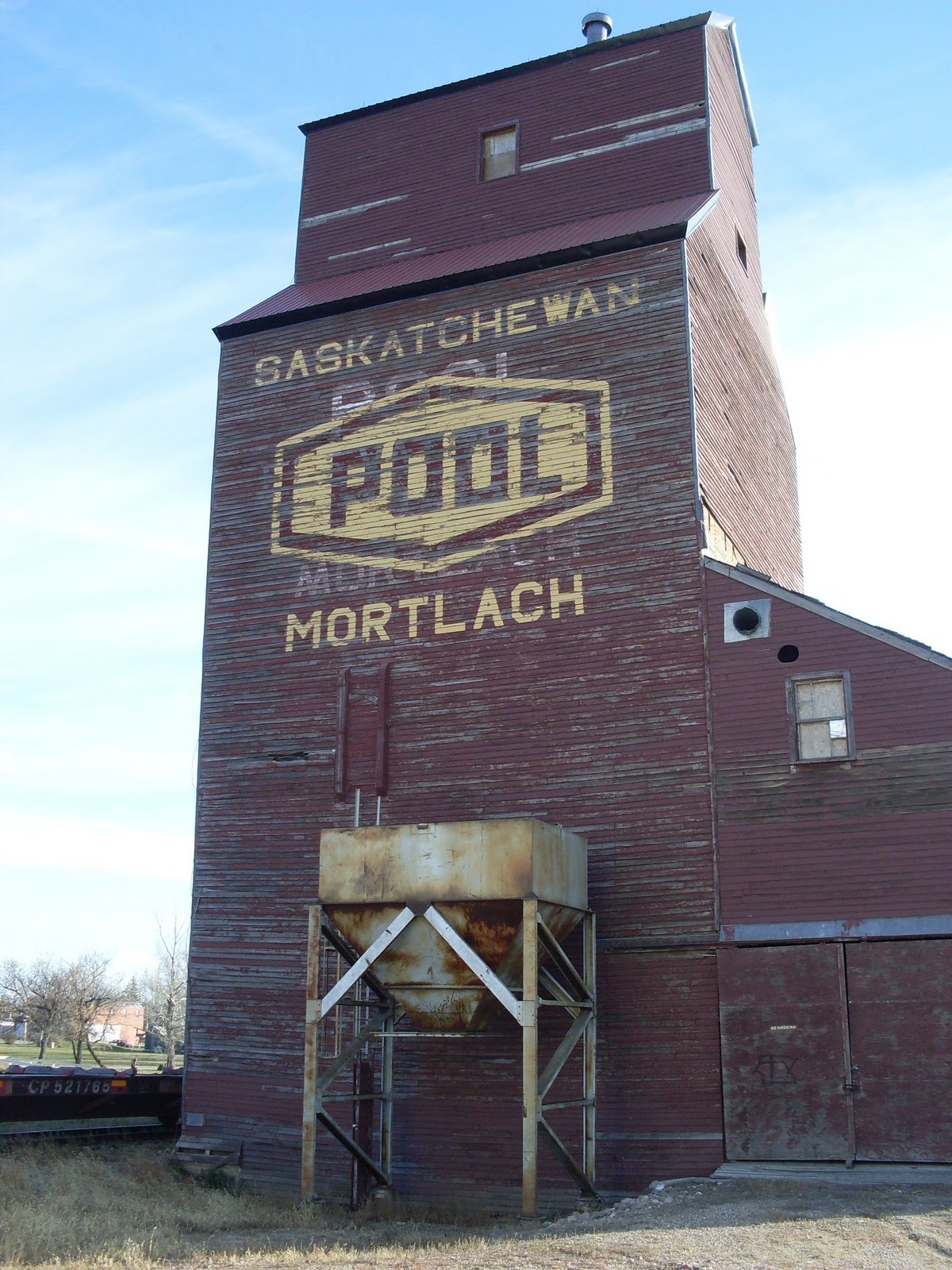 The Folsom Point: Photos