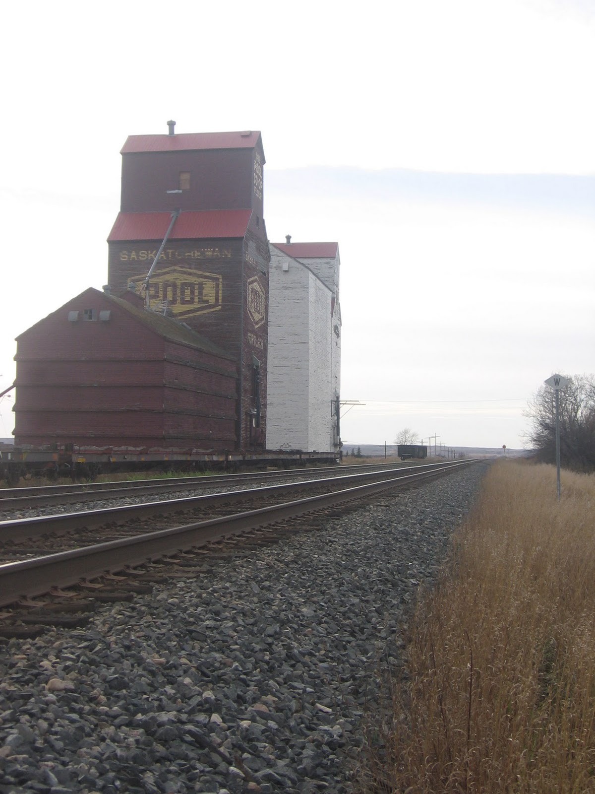 The Folsom Point: Photos
