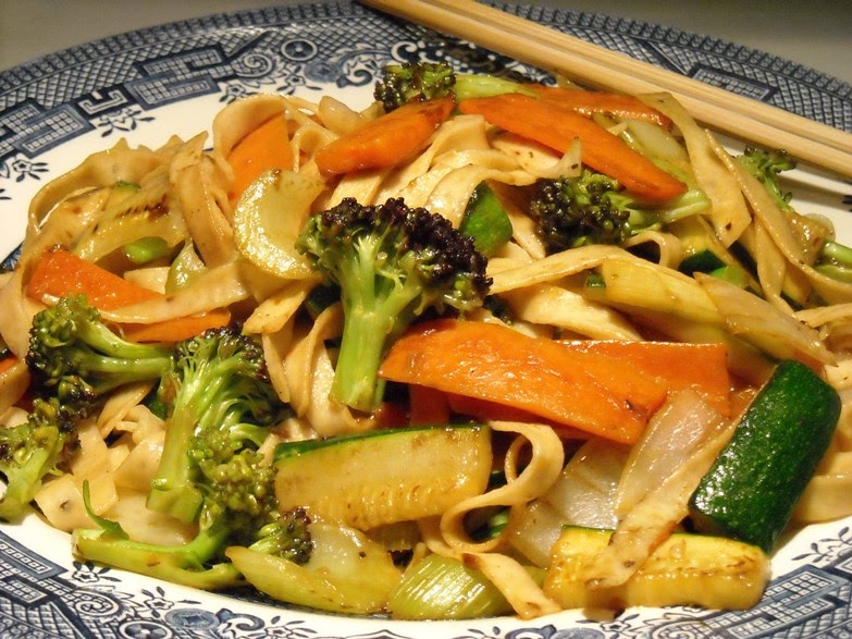 diabetics-rejoice-carb-friendly-vegetable-lo-mein