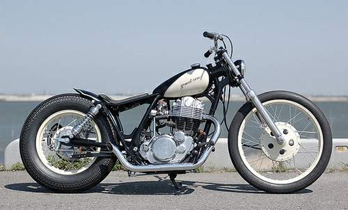 Motorcycle Best Picture Gallery: Yamaha SR 500 Chopper Custom