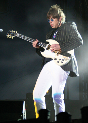 iconic guitar.com: Elliott Easton - SG Special