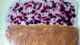 Sweet Rolls that Rock: Peanut Butter & Smuckers Concord Grape Jelly ...