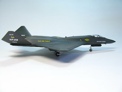 MADE BY WOODSTOCK: TRUMPETER 1/144 YF-23