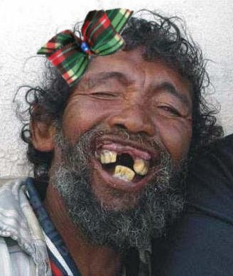 A QUE TE SACO UNA SONRISA - Gazcue Es Arte