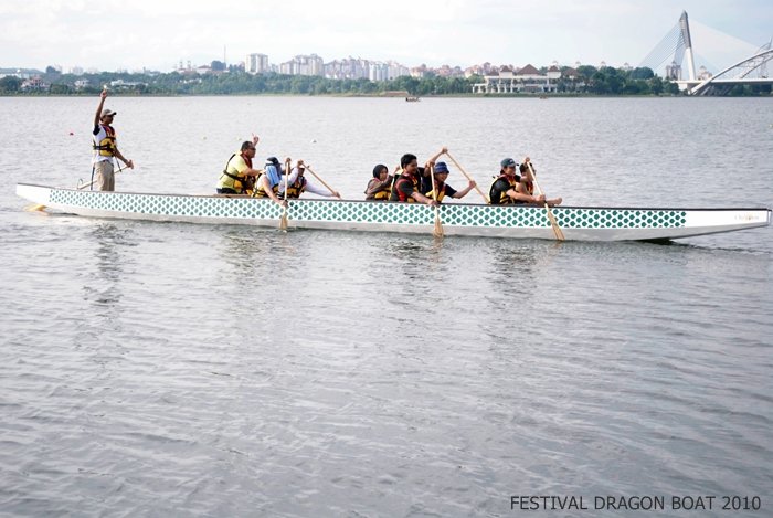 Norliza Othman's Blog - Life is Beautiful: Training Dragon Boat @ Pusat ...