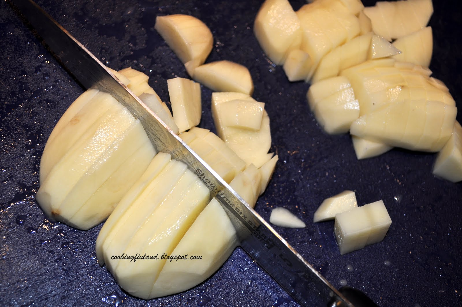 Cooking Finland: Pytt i Panna--Pyttipannu--Hash Swedish Style