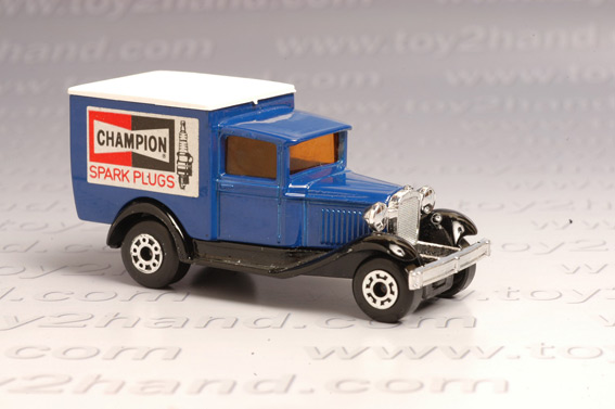 POWER CARS: Matchbox 1/64 Model A Ford Van