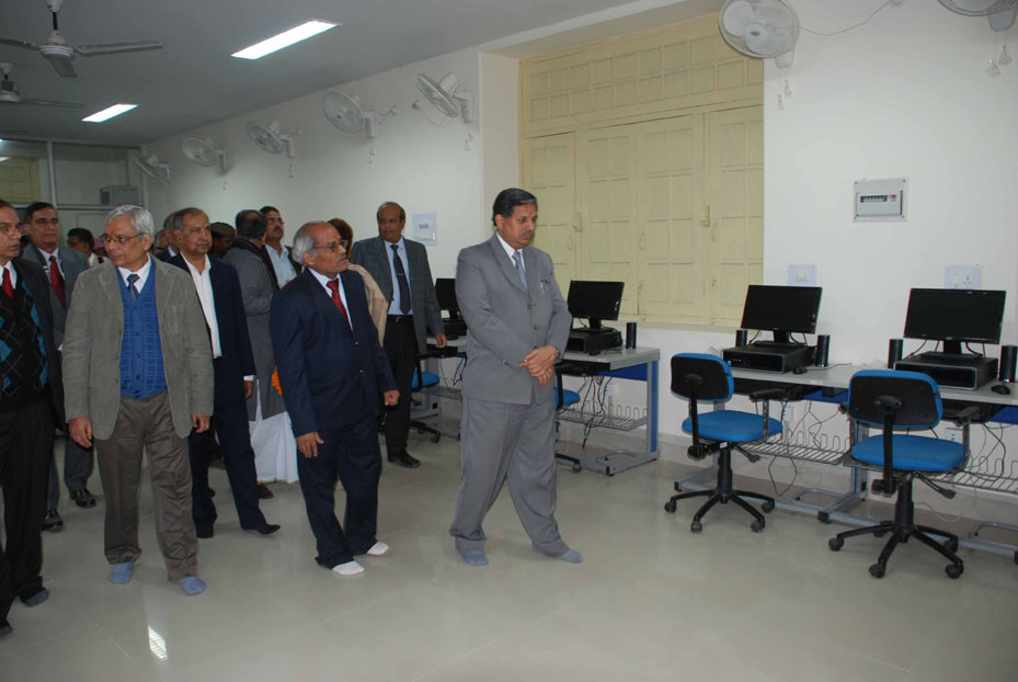 Varanasi View: Geophysics Department's computer lab inaugurated in BHU