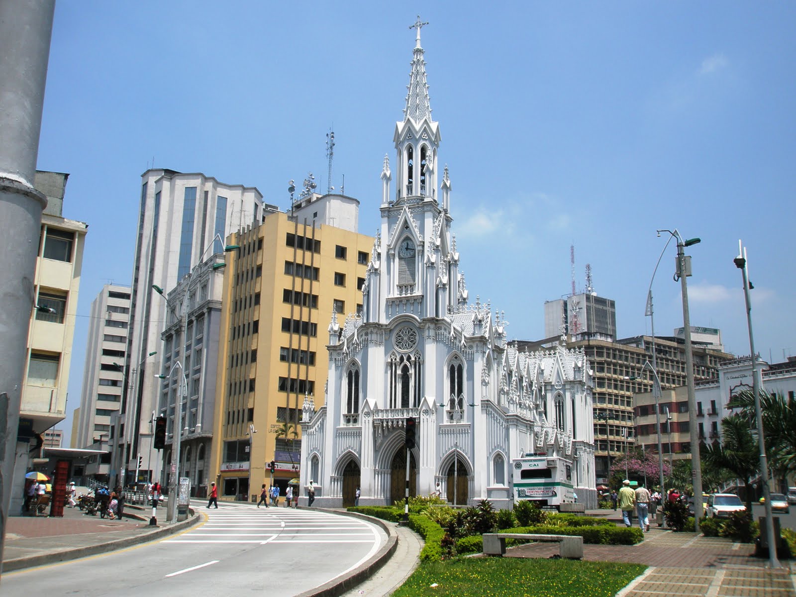 SINTIENDO SUDAMÉRICA: CALI (CAPITAL DE LA SALSA) Y POPAYÁN (CIUDAD BLANCA)