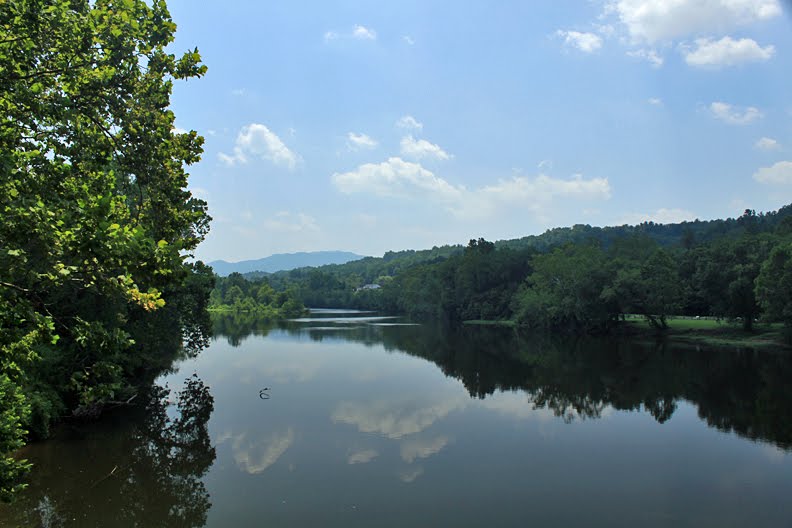 JOYFUL REFLECTIONS: James River Canal Lock Trail