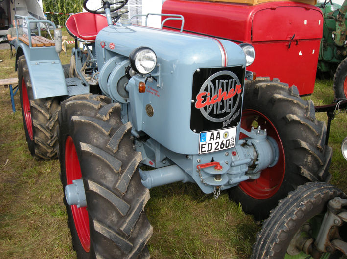 Eicher Tiger EM 200