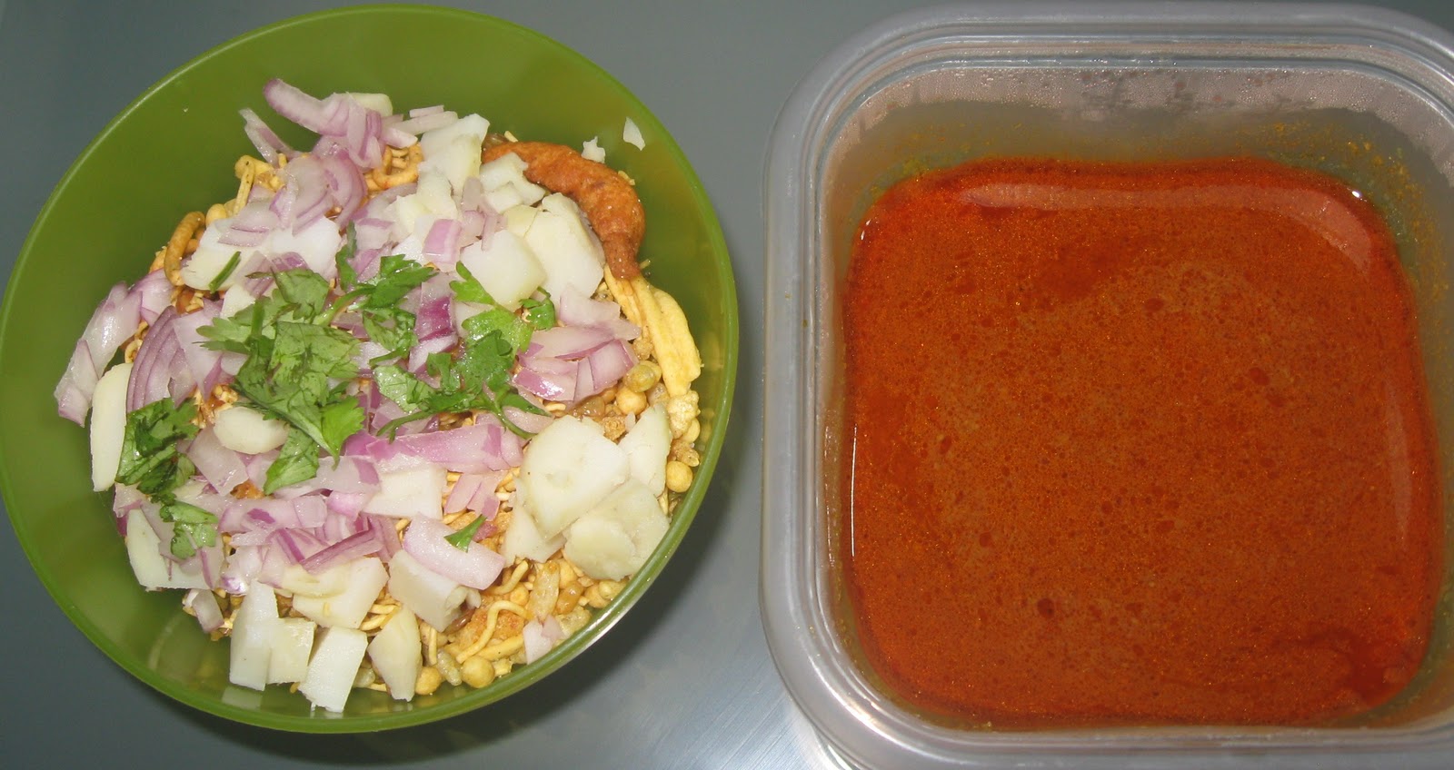 RecipeGrabBag: Kolhapuri Misal with Tarri/Kat