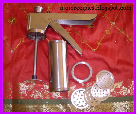 Mom's Recipies: Sev / Omapodi (Sana Karapusa) ~ Diwali Special