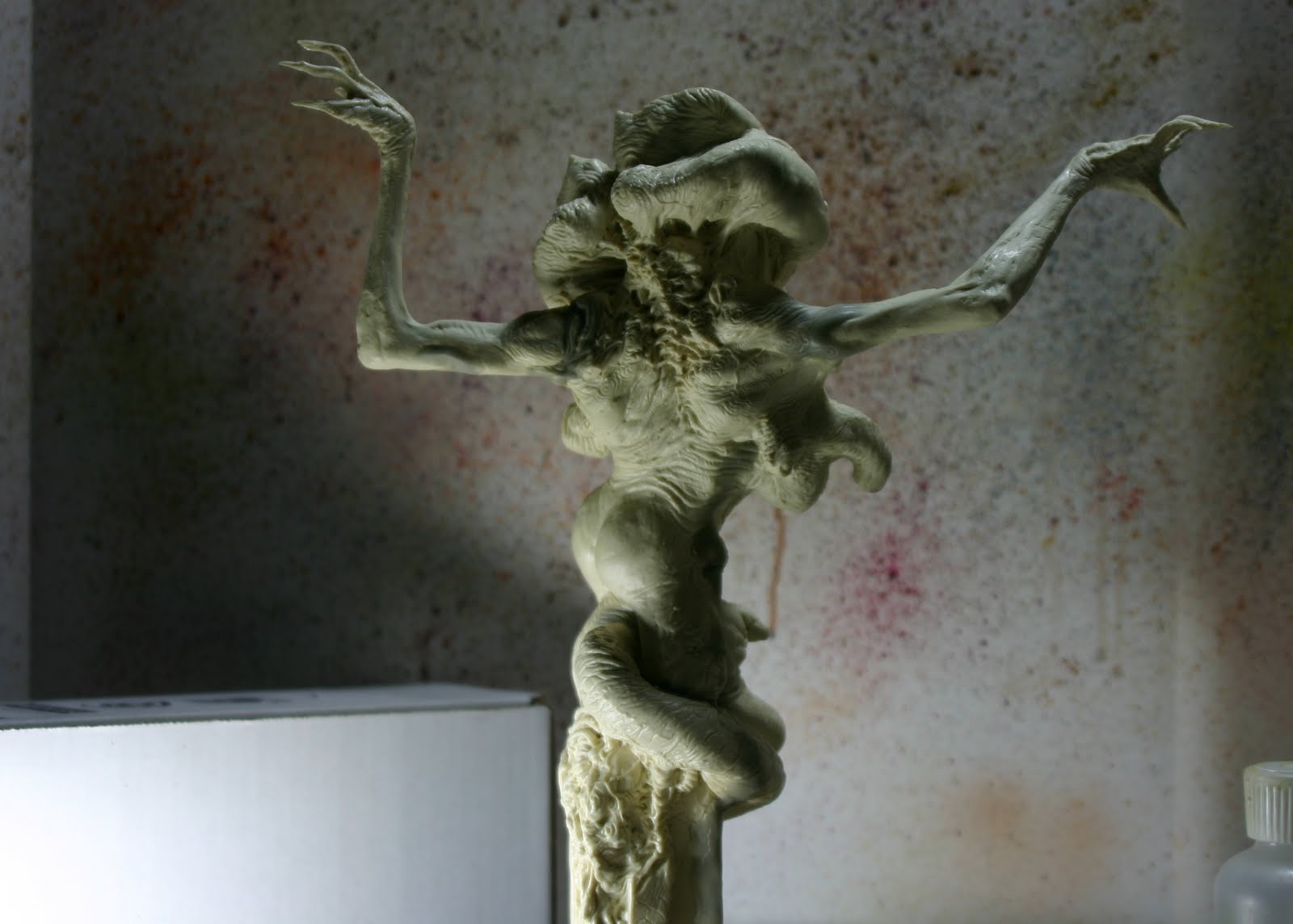 THE SEPULCHER: Spiderzero: Medusa, in the buff.