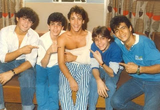 FaNs de ROy ROssellÖ: Roy en Menudo