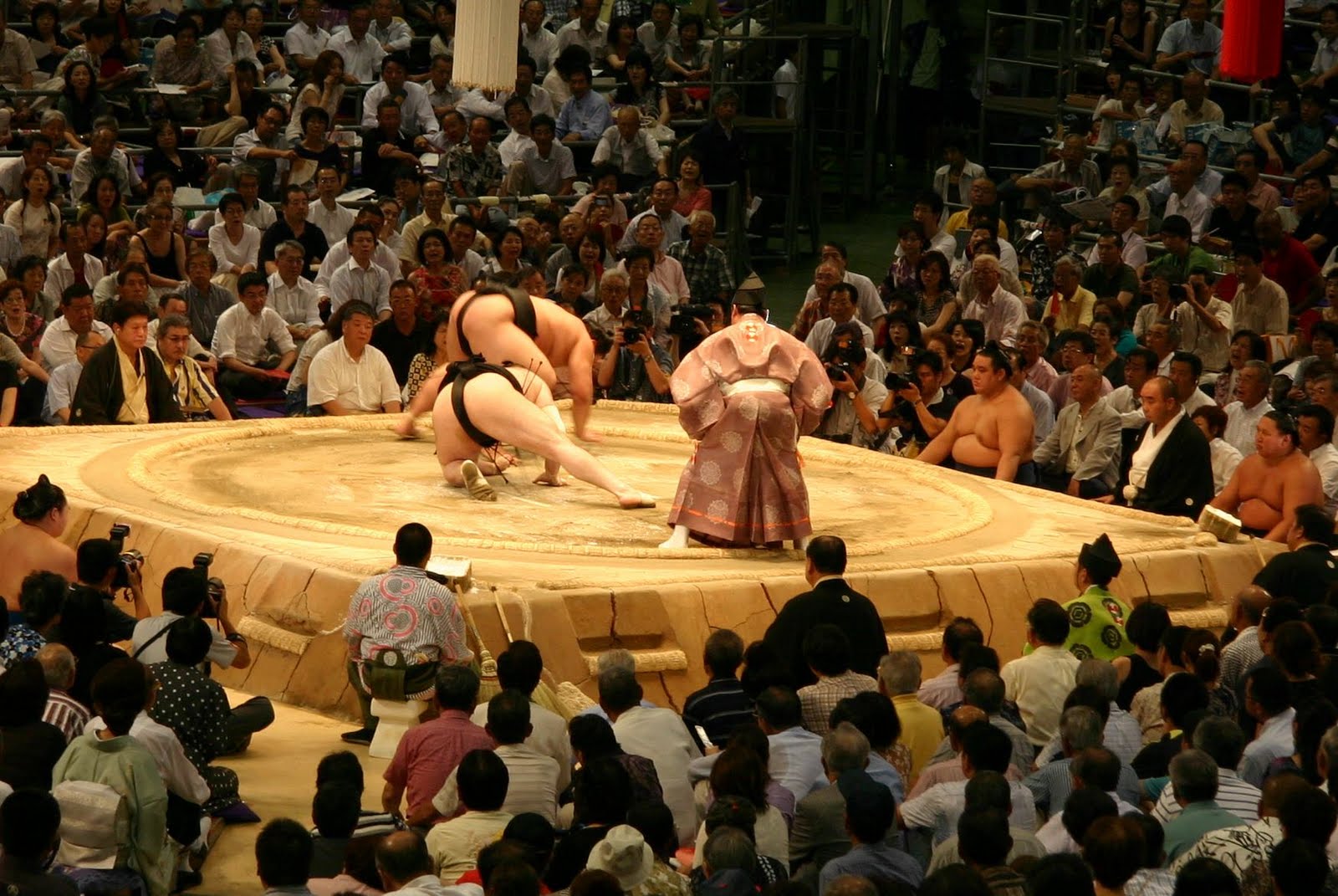 Torwen's Blog: Osu Kannon Temple and Sumo Tournament Nagoya