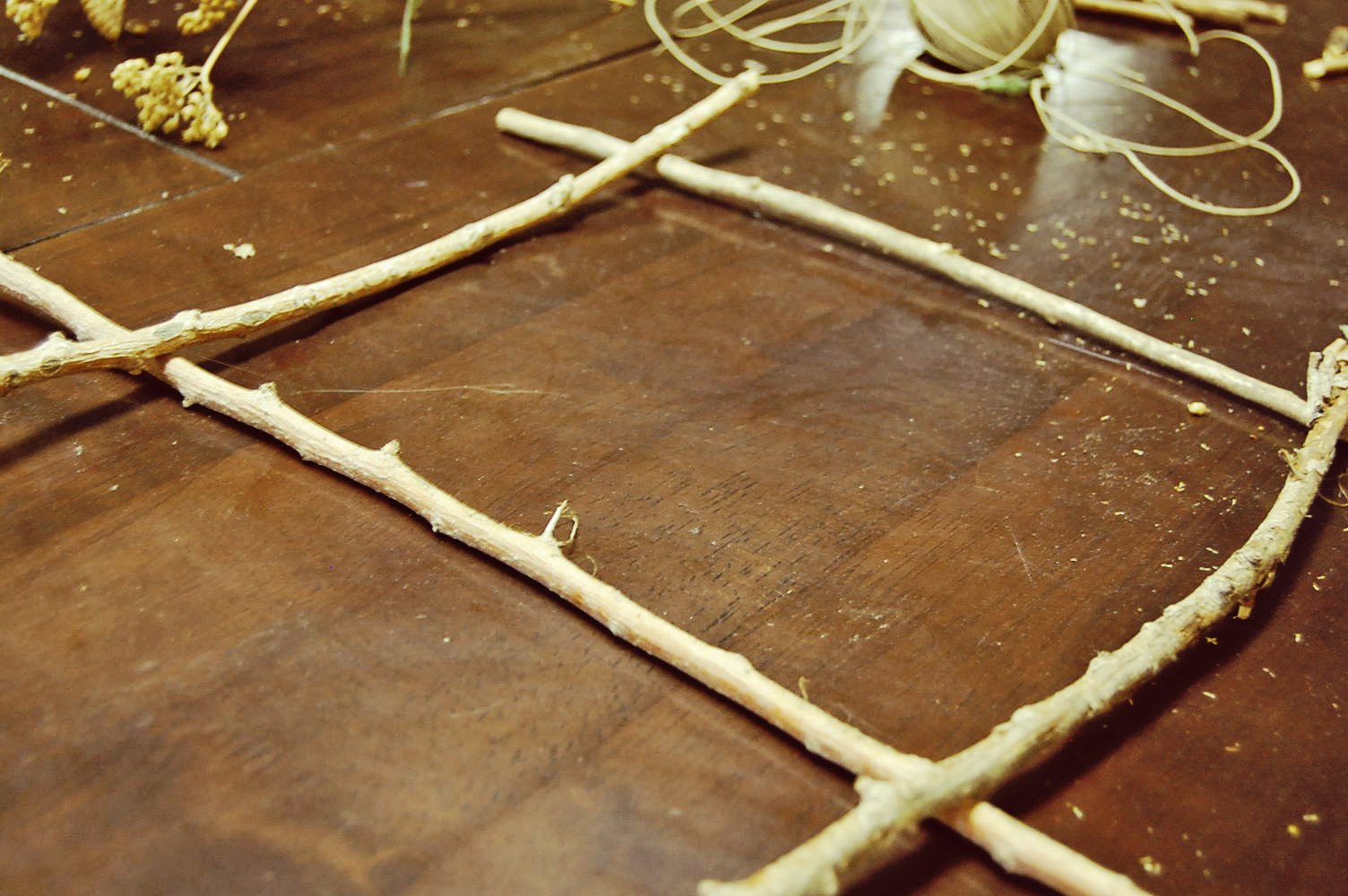 Toad's Treasures Lifestyle Family Blog by Emily Ashby: Twig Decoration ...