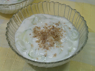 Macedonian cucumber salad: taratur