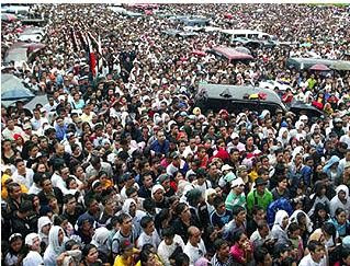 Magdiwang, Romblon: Simple burial for Ka Erdy