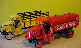 I'm Liking Trucks: 1926 MACK AC BULLDOGS --- MONOGRAM MODELS