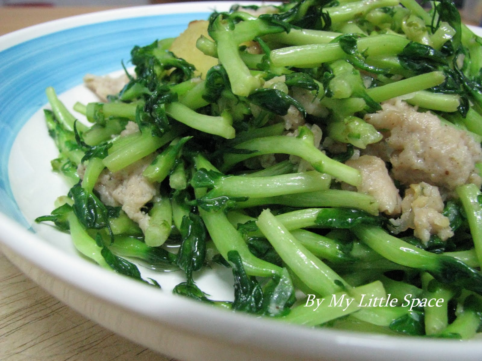 Stir Fried 'Dou Miao' @ Snow Pea Shoots/Sprouts