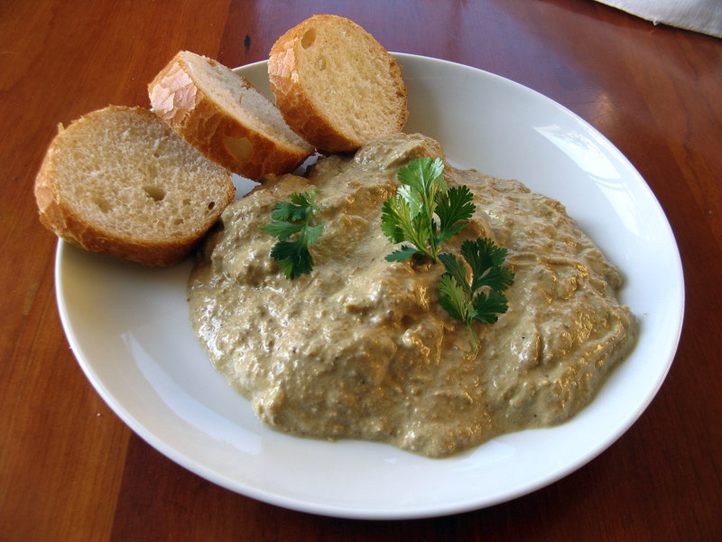 Tentativas y Variaciones: Pollo en Salsa de Nueces - Sacivi